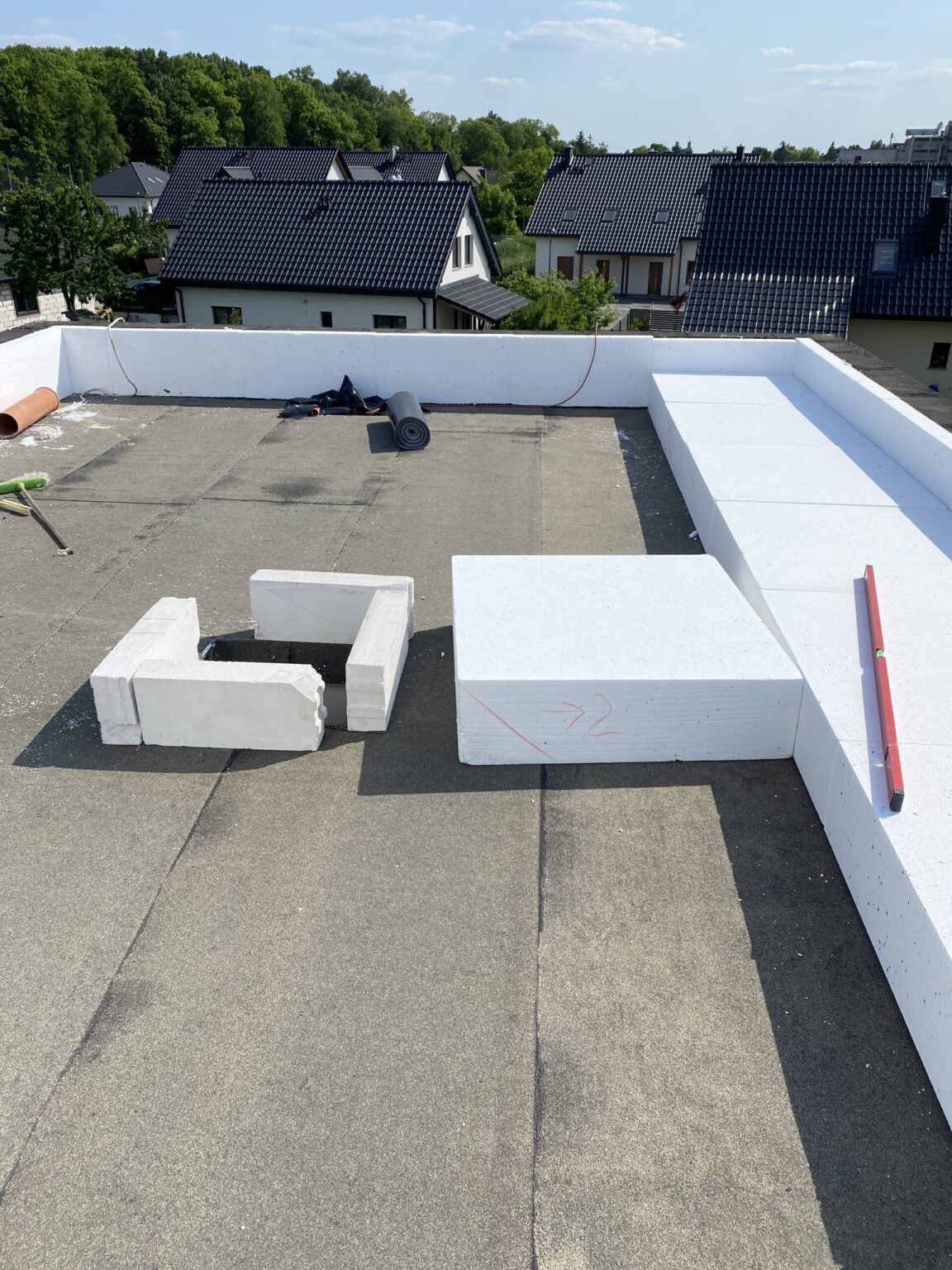 Jaki styropian na dach płaski? Opisujemy, jakie ocieplenie dachu ...